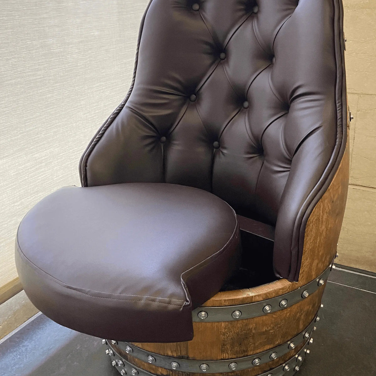 Luxury Captain Barrel Chair Set - Oak Wood Wine Barrels